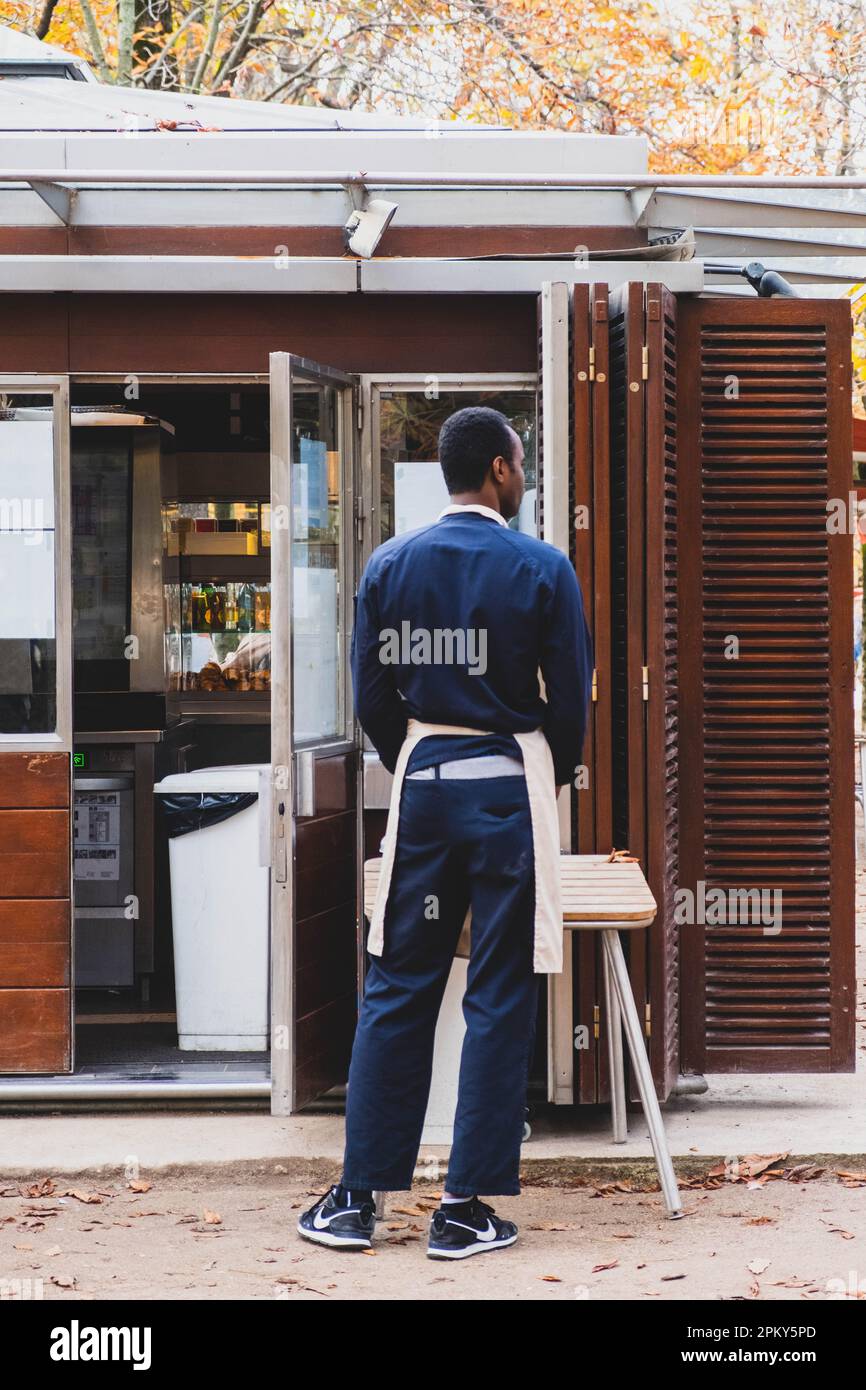 Black nike uniform hi-res stock photography and images - Alamy