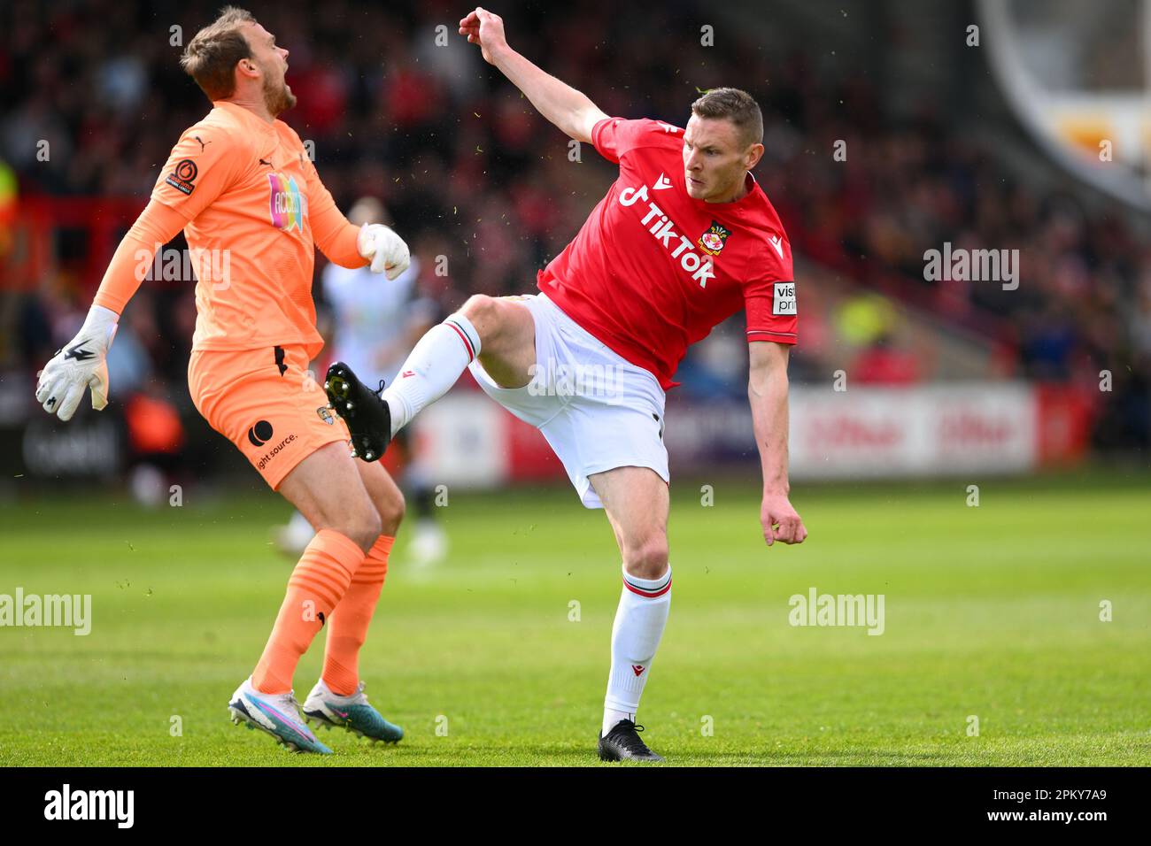 Paul mullin goal hi-res stock photography and images - Alamy
