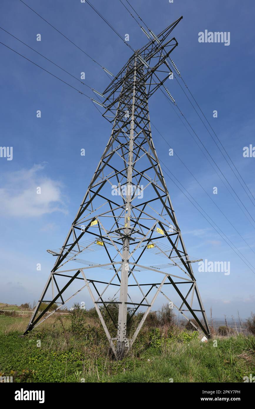 Electricity Pylon pictured on Portsdown Hill in Fareham, Portsmouth ...