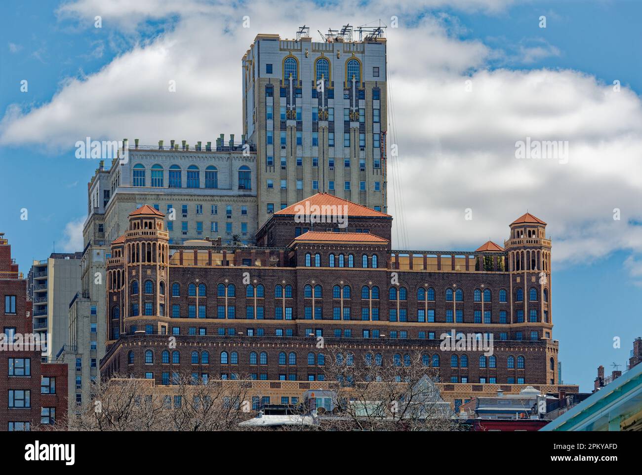 111 henry street hi-res stock photography and images - Alamy