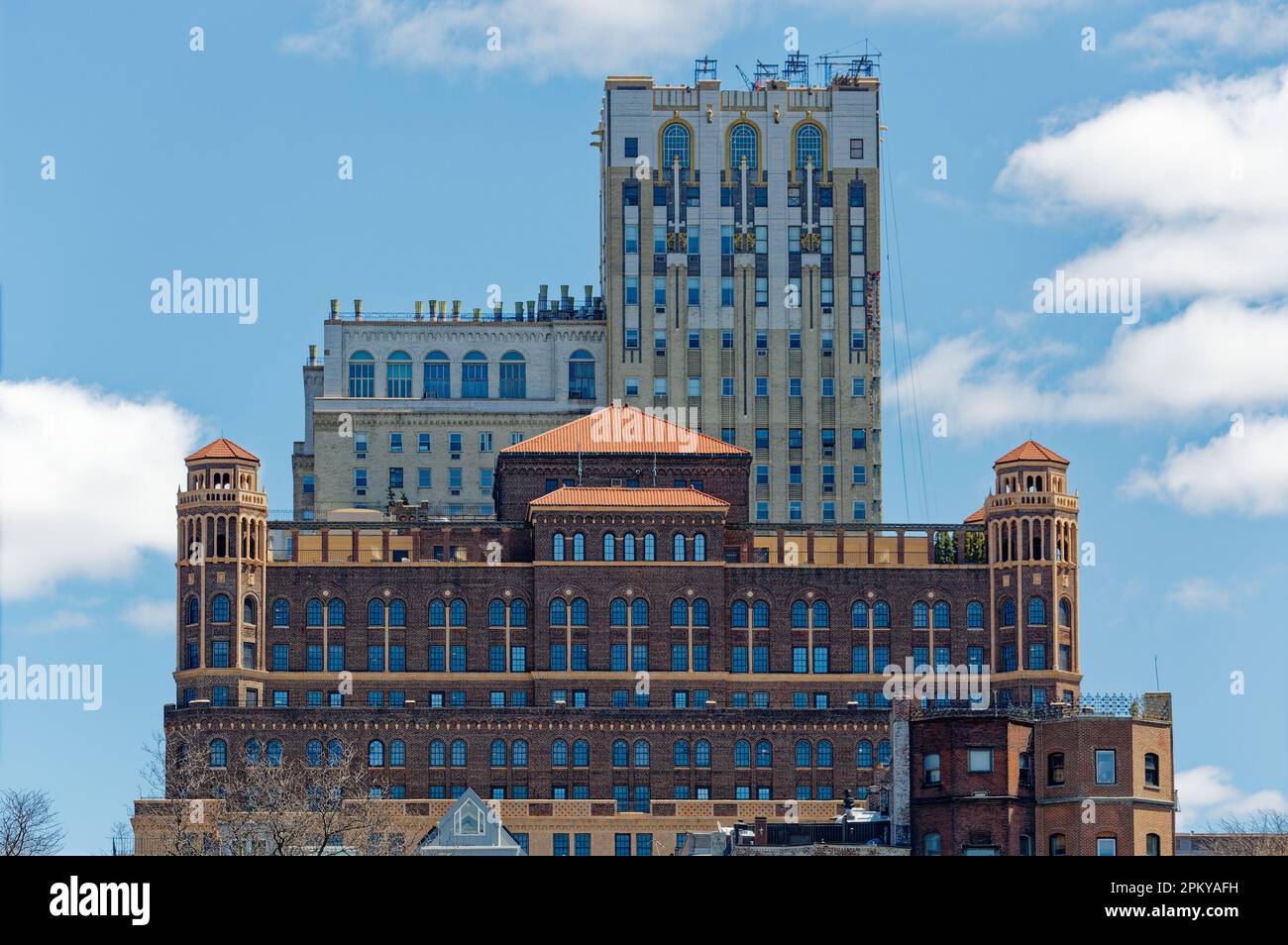 The Watermark (former Towers Hotel, foreground), and St. George Tower ...