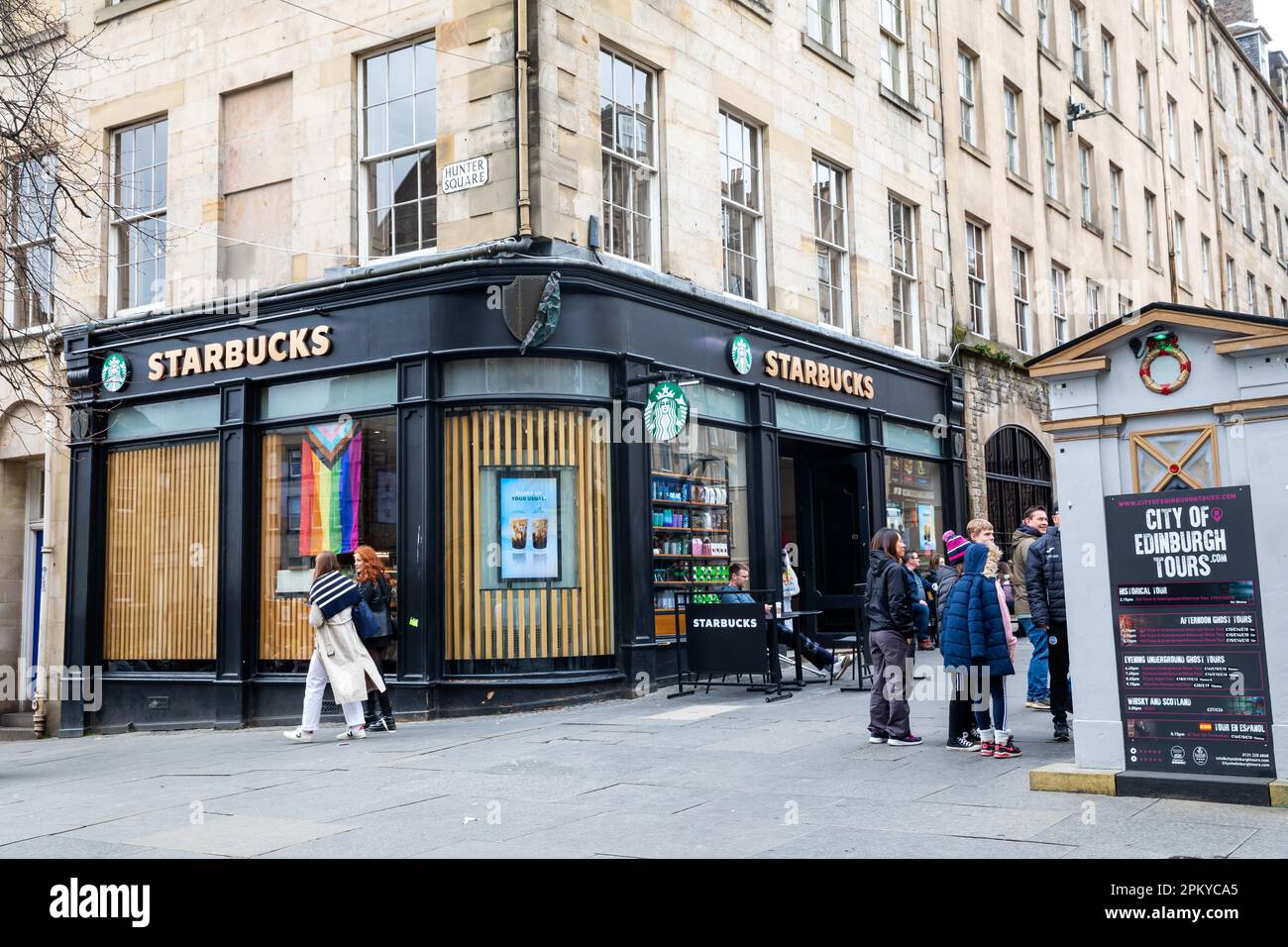 Starbucks in The Famous Royal Mile In Edinburgh Scotland, UK Stock ...