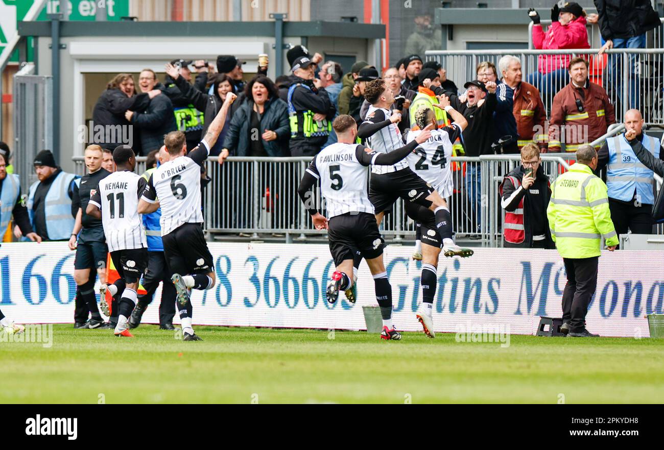 Wrexham fans racecourse hi-res stock photography and images - Alamy