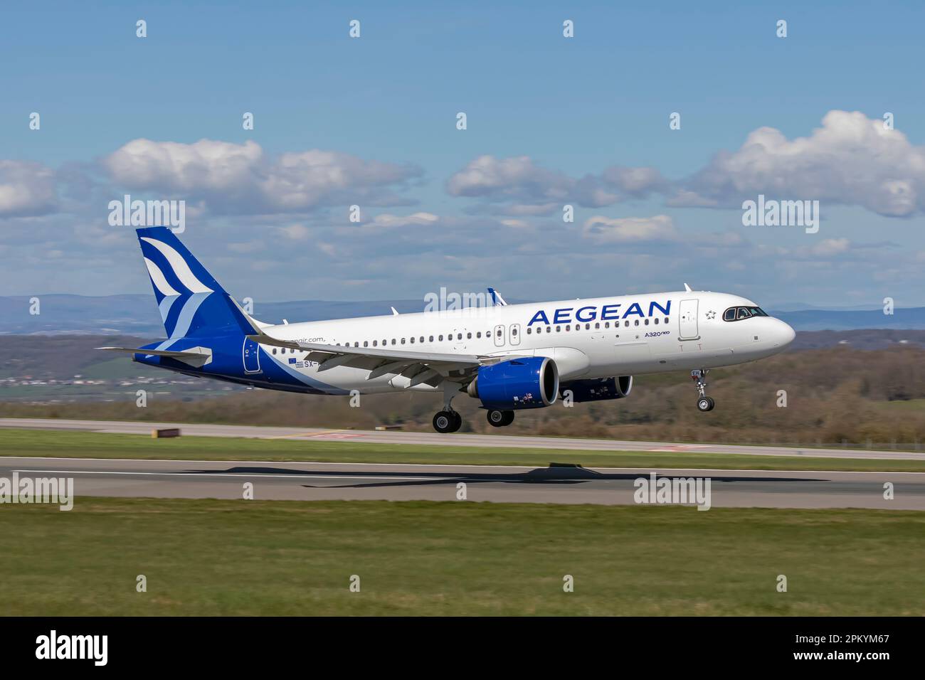 Aegean airlines airbus a320 neo hi-res stock photography and images - Alamy
