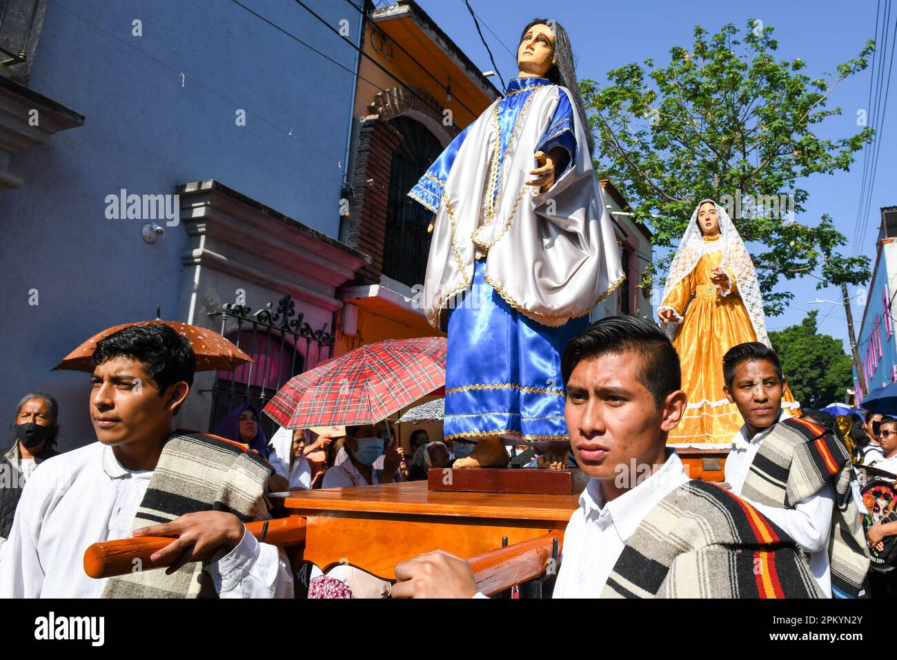 Easter mexico religious parade hi-res stock photography and images - Alamy
