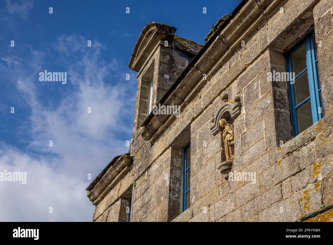 Statue alcove hi-res stock photography and images - Alamy