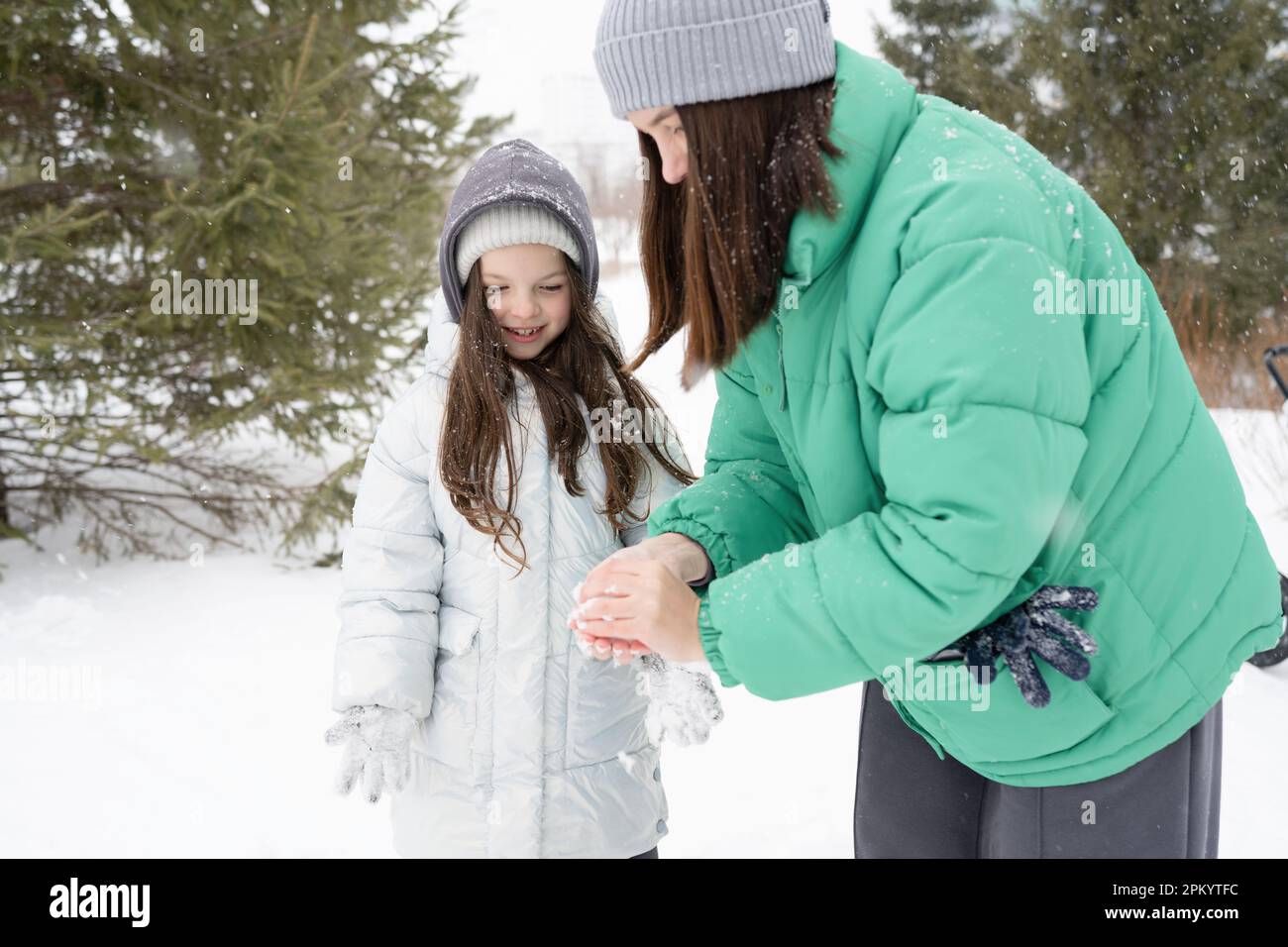 Ice cold standing looking down tree hi-res stock photography and images ...