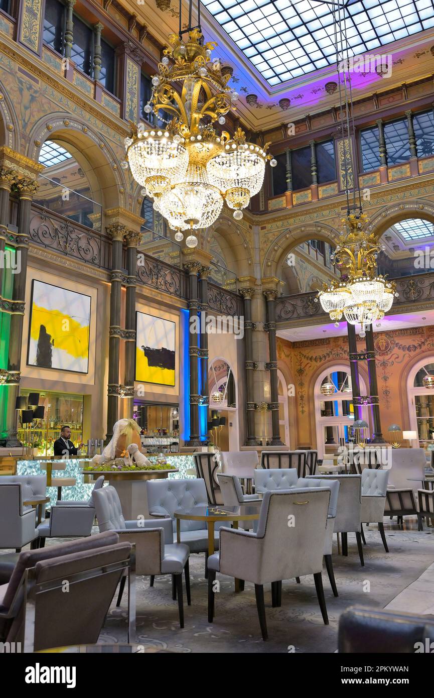 The stylish lobby hall at the Hilton Paris Opera hotel, Paris FR Stock ...