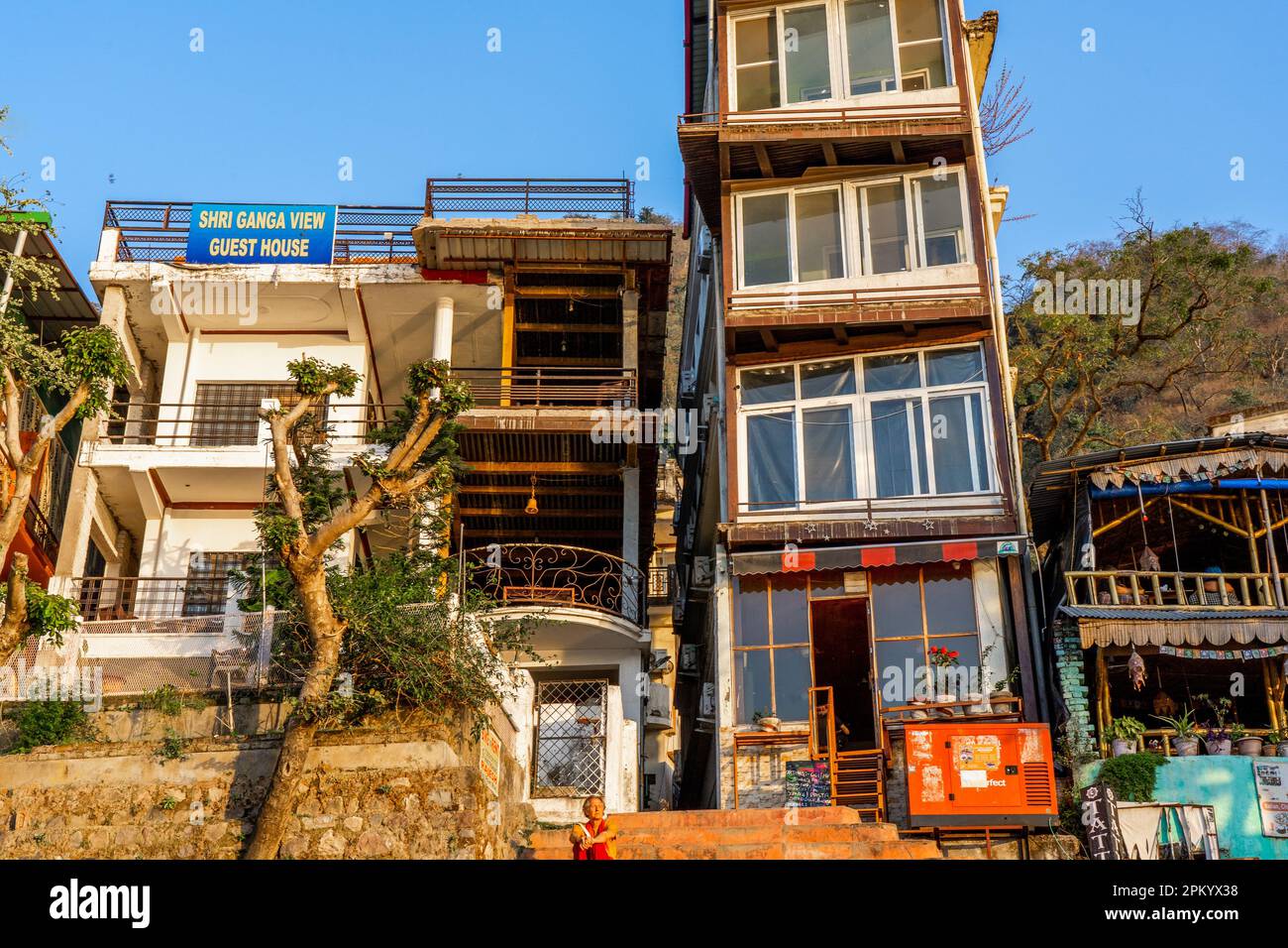 RISHIKESH, INDIA - 27.03.2023: Traditional buildings in the city center ...