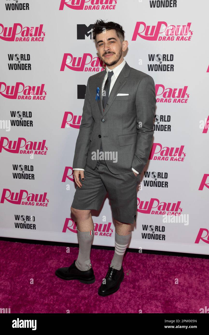 Los Angeles, USA. 01st Apr, 2023. Chase Strangio attends the arrivals ...