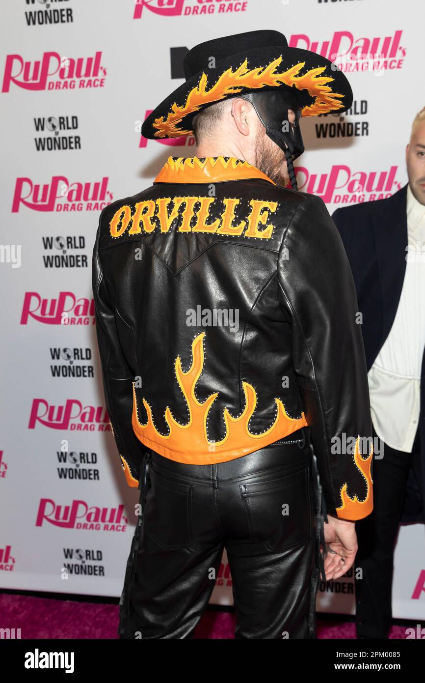 Los Angeles, USA. 01st Apr, 2023. Orville Peck attends the arrivals of ...