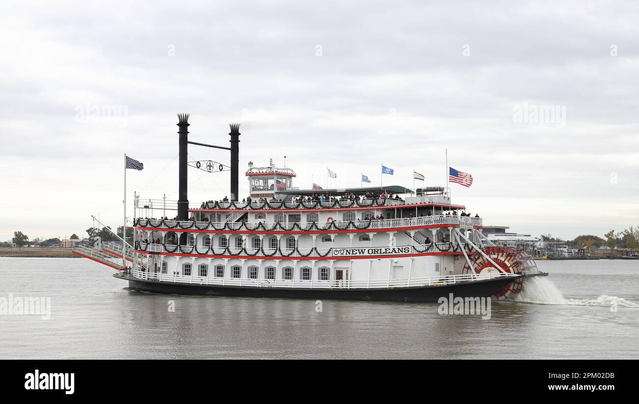The view along the Mississippi River as a paddle boat departs the New ...