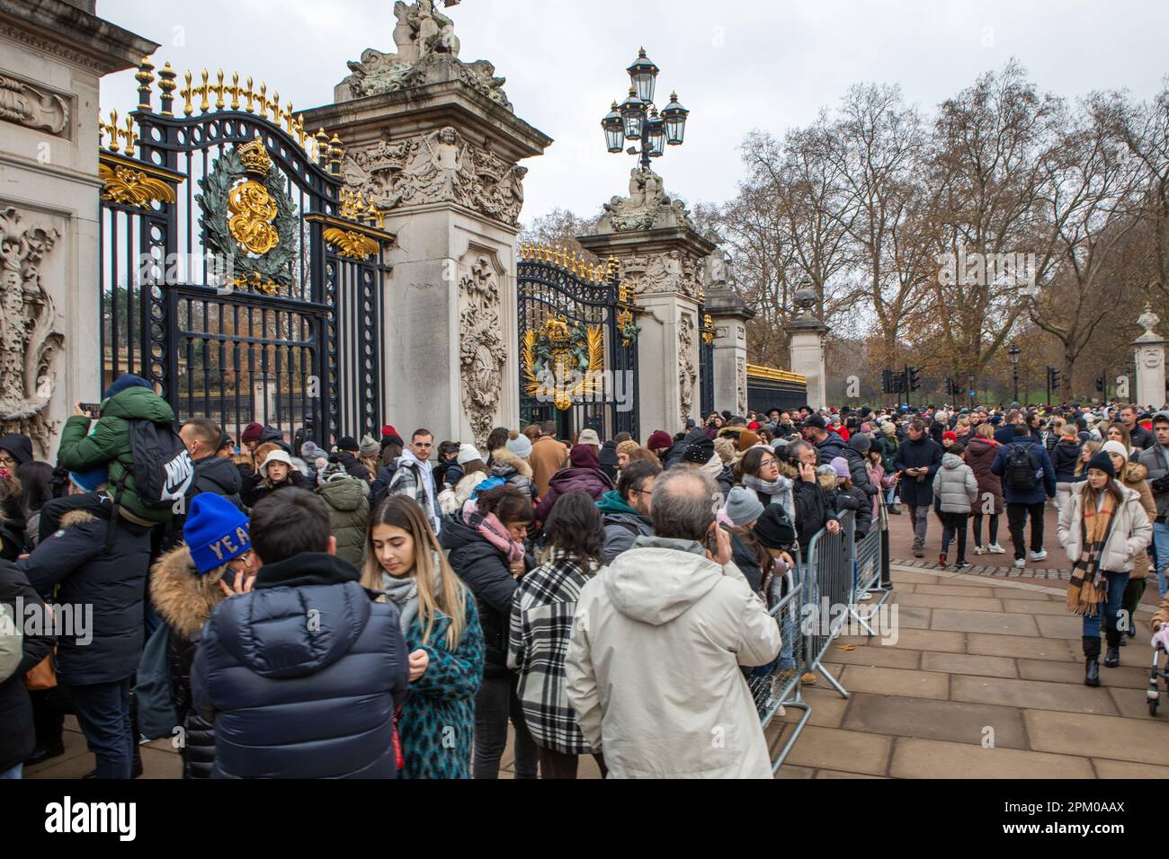London, England – December 2022. the gates of Buckingham Palace, a ...
