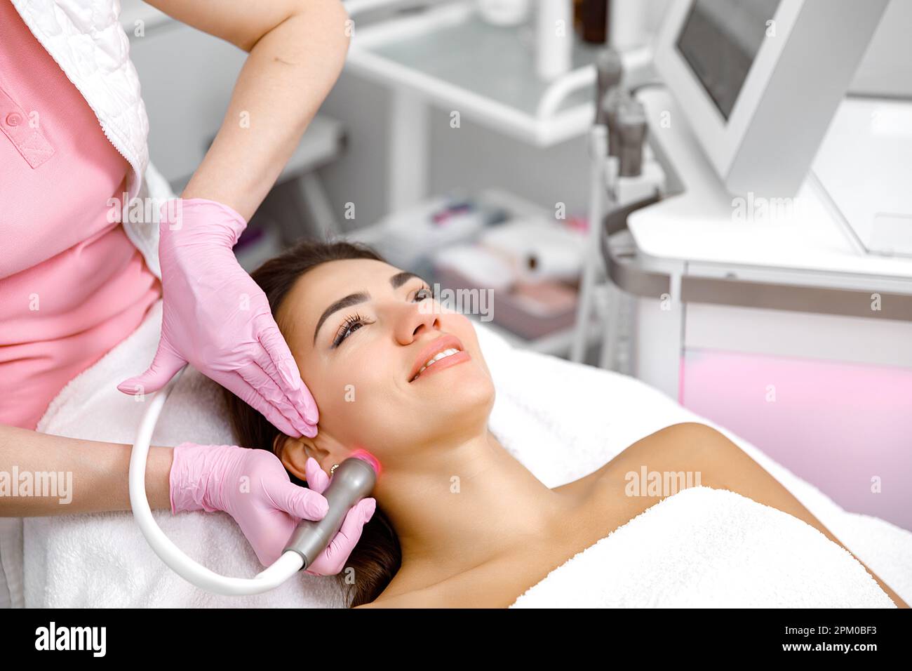 Cosmetology service, cosmetology procedure, Skin therapy, Facial ...