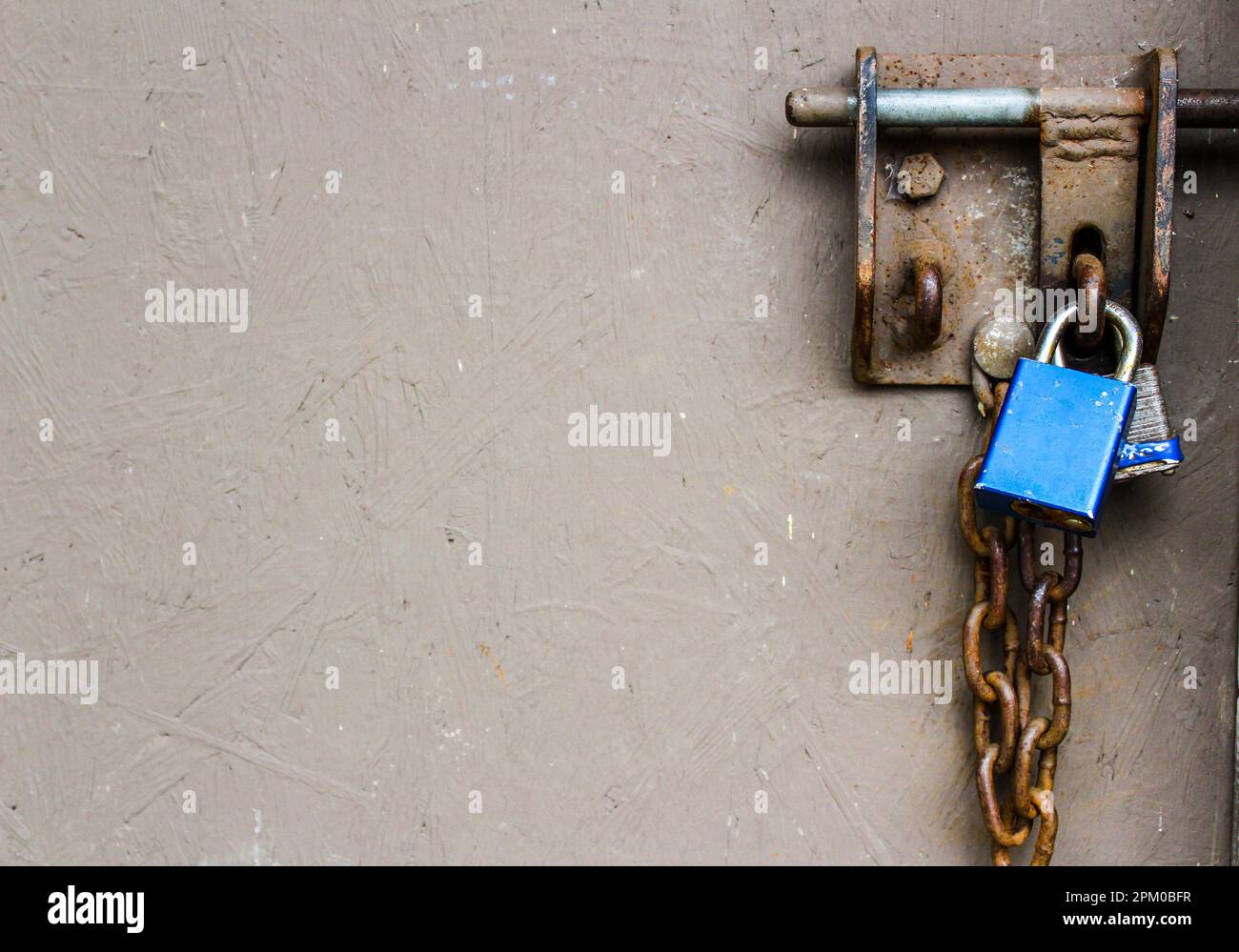 Blue metal gate background hi-res stock photography and images - Alamy