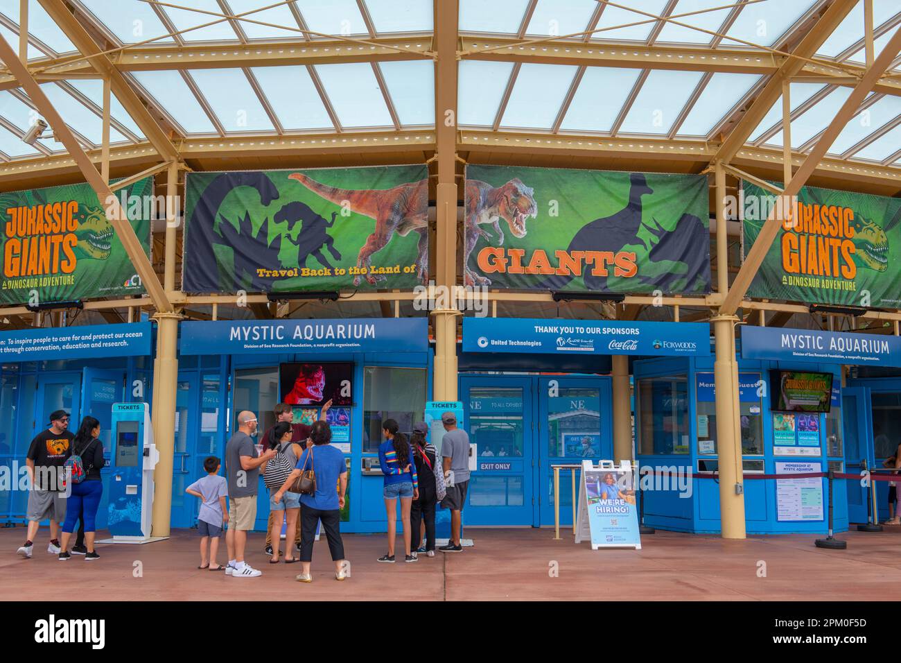 Mystic Aquarium main entrance in village of Mystic in town of Stonington, Connecticut CT, USA ...