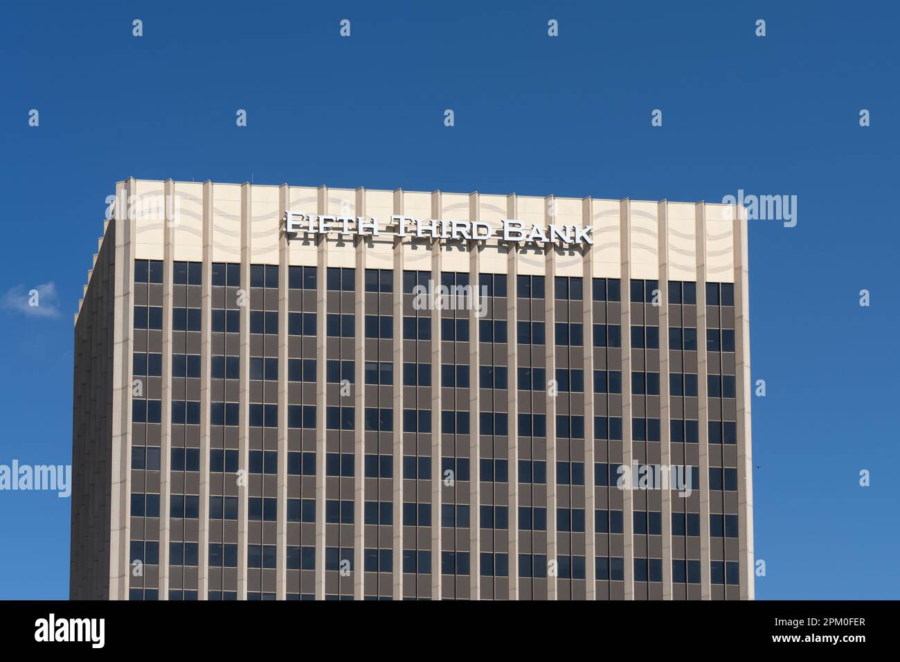 Fifth Third Bank office building in Orlando, Florida, USA Stock Photo ...