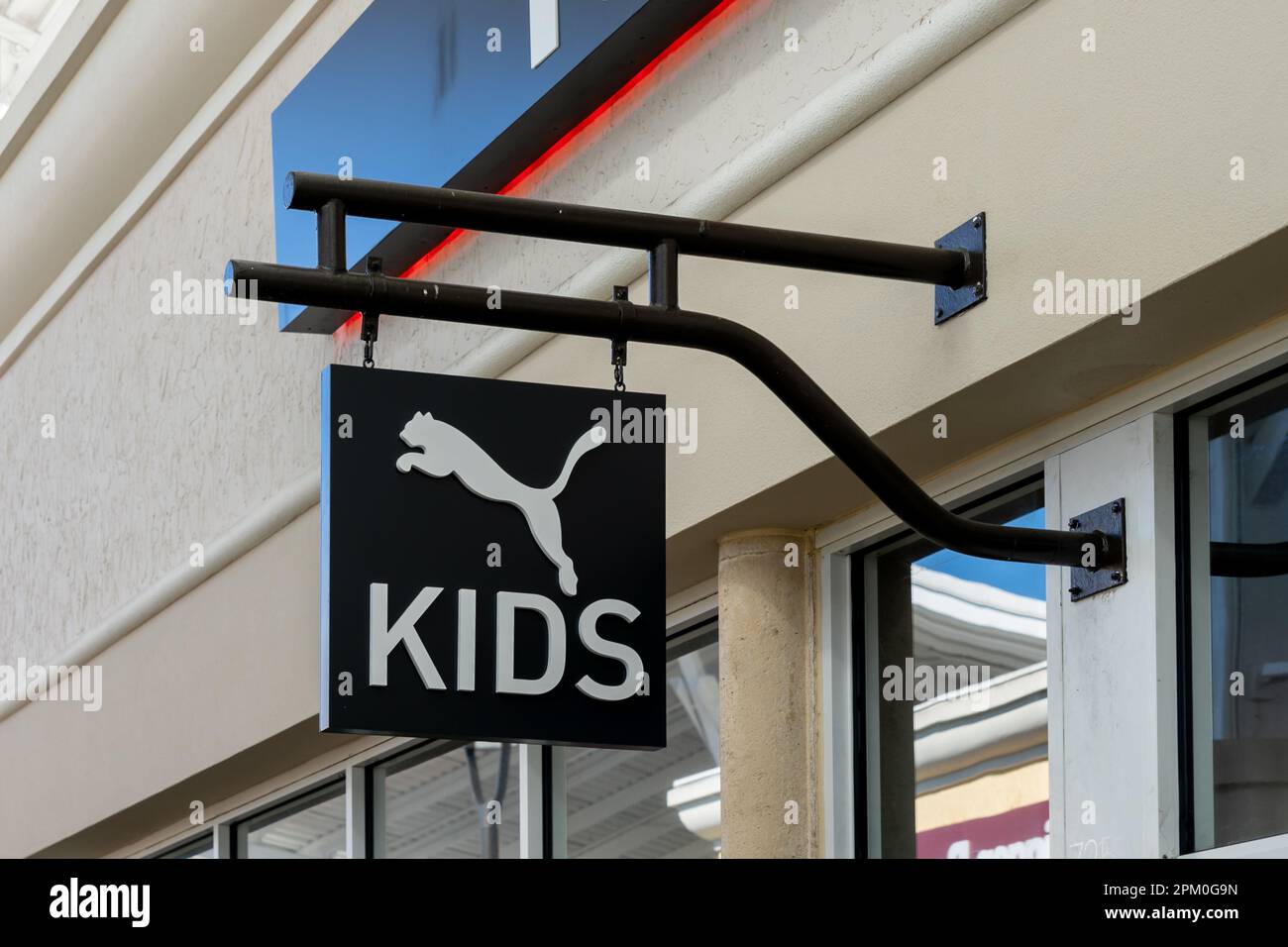 Puma store hi-res stock photography and images - Alamy