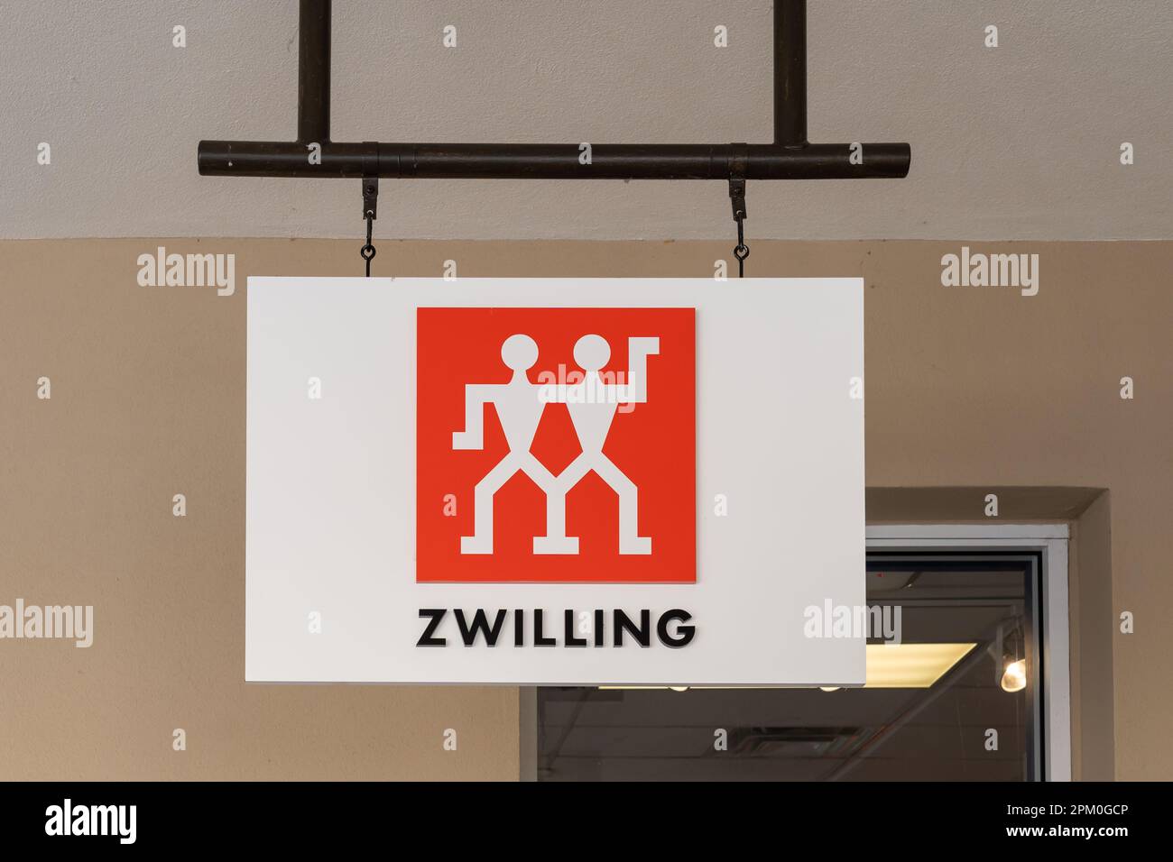 Zwilling logo hi-res stock photography and images - Alamy