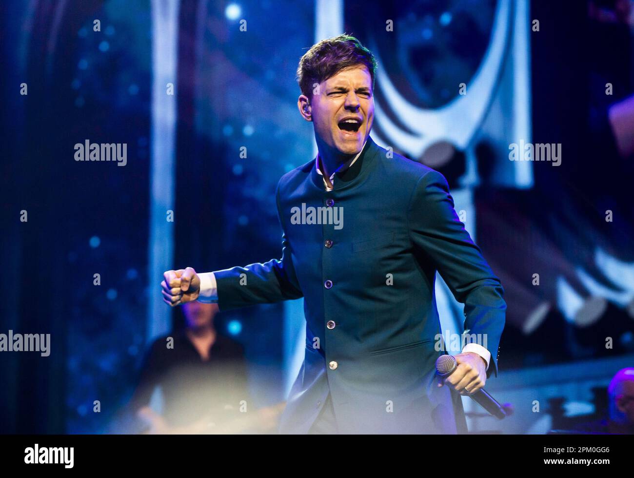 ROTTERDAM - Singer Simon during the last farewell concert of Nick ...