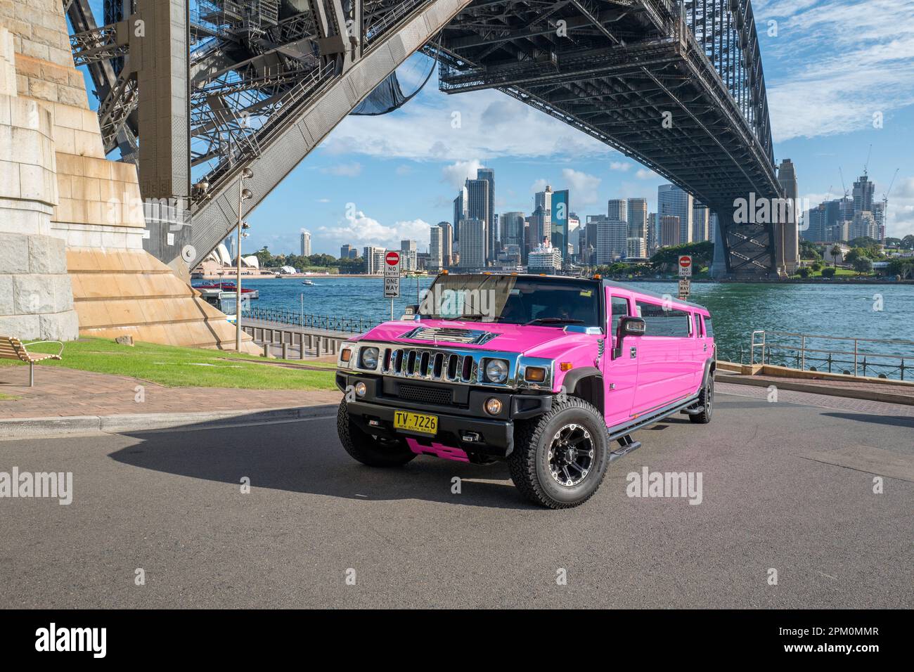 Hummer limousine at Milsons Point in front of Harbour Bridge in Sydney ...