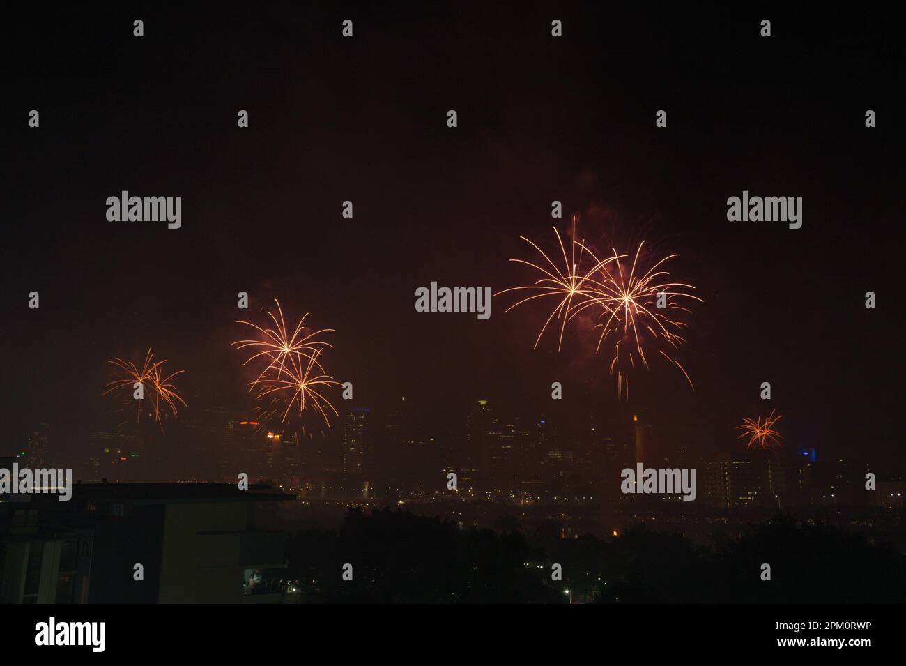 Fireworks over the Brisbane river during the annual Brisbane Riverfire ...