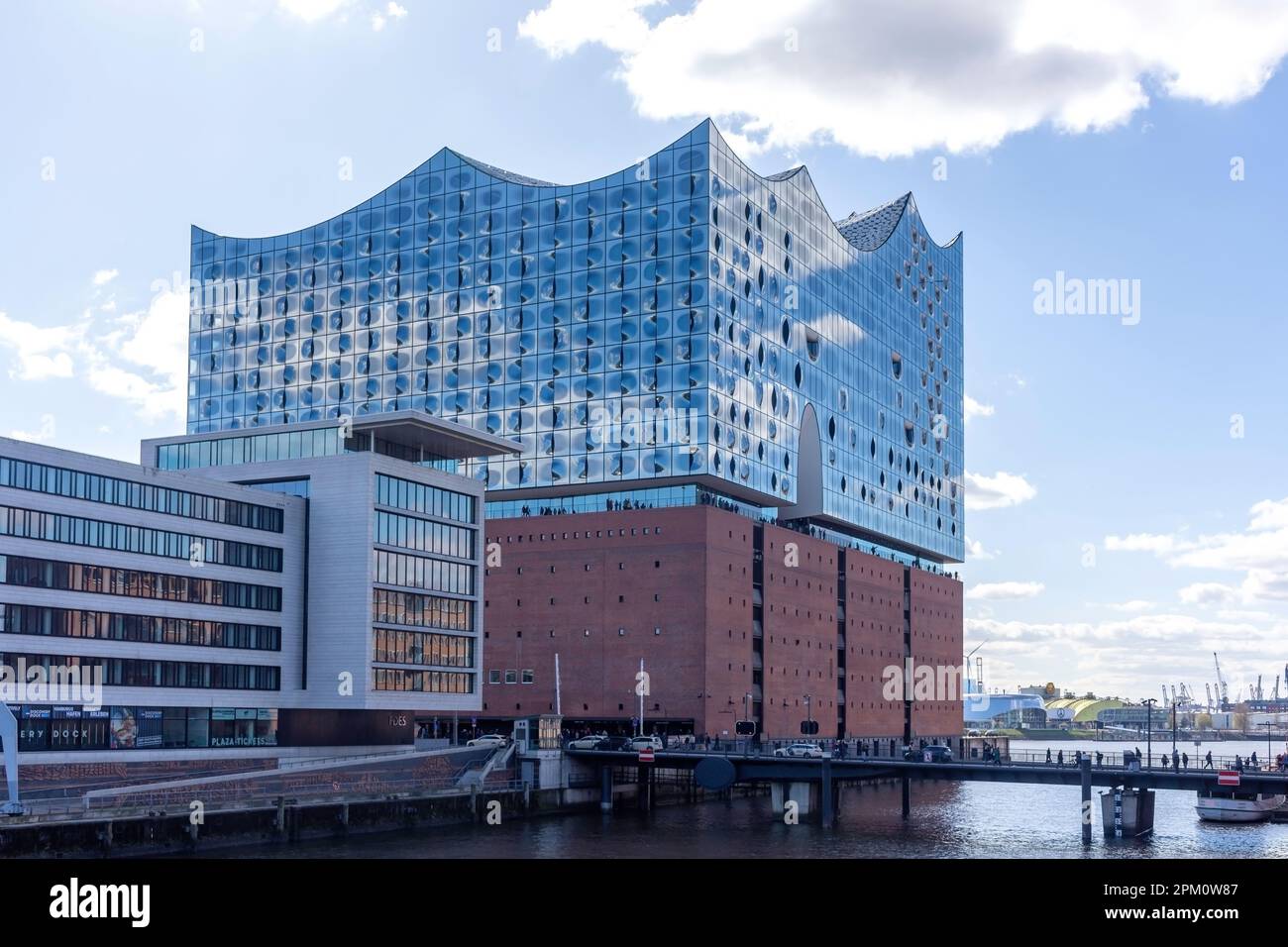 Elbe Philharmonic Hall, Sandtor Harbour, HalfenCity Quarter, Hamburg ...