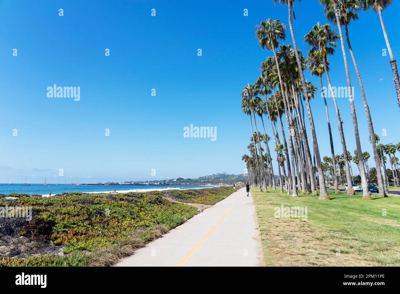 The walking path at East Beach in Santa Barbara Stock Photo - Alamy