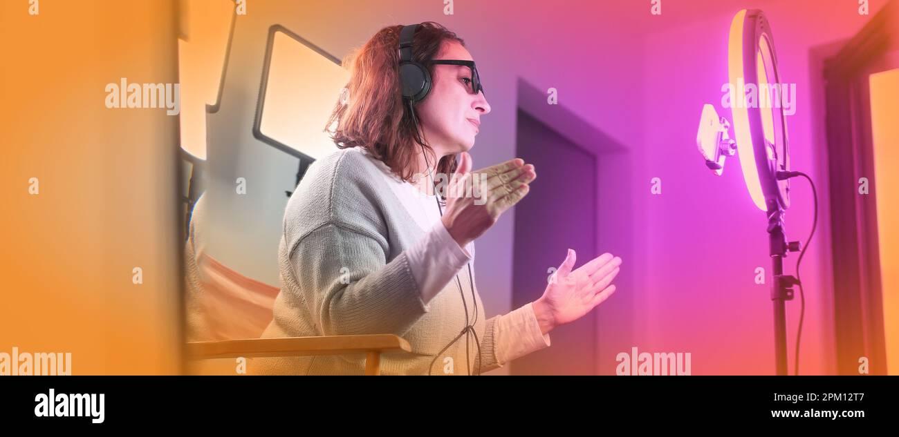 Portrait of stylish good-looking female blogger, lifestyle internet ...