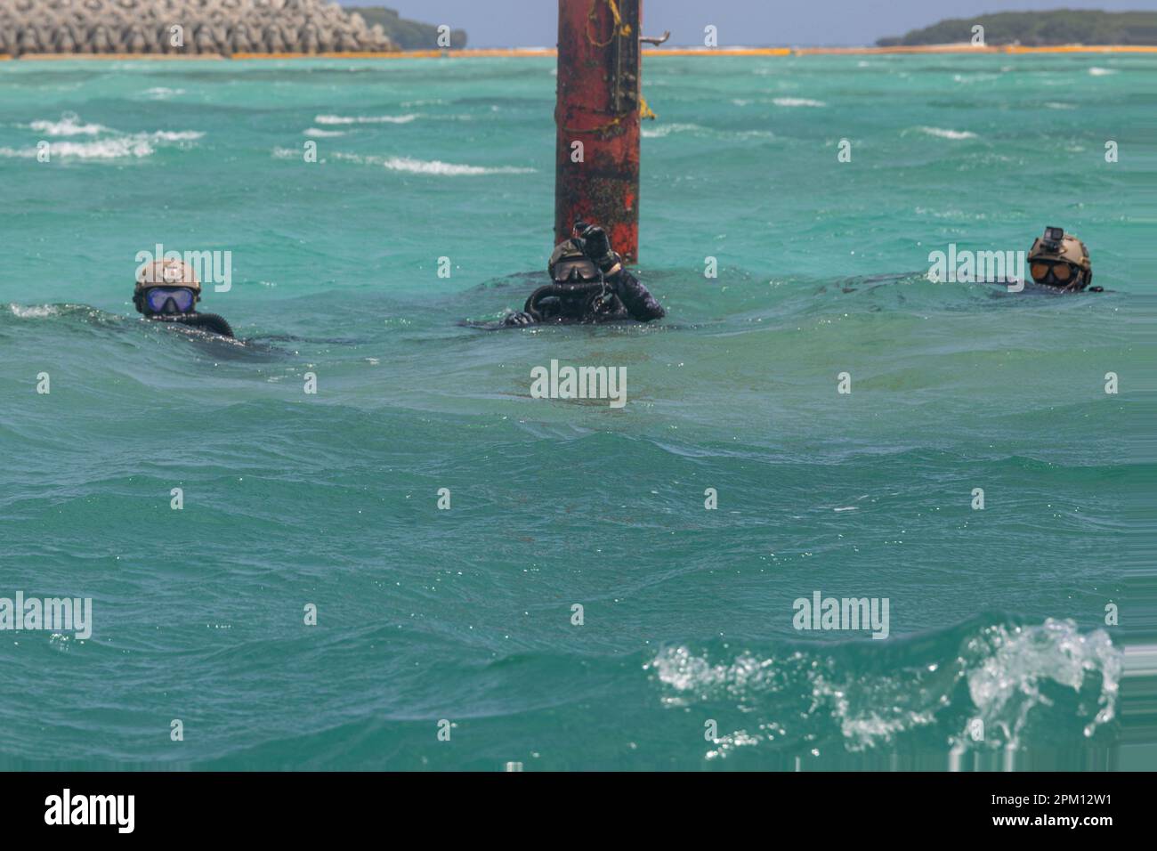 U.S. Marines with Amphibious Reconnaissance Platoon, 31st Marine ...