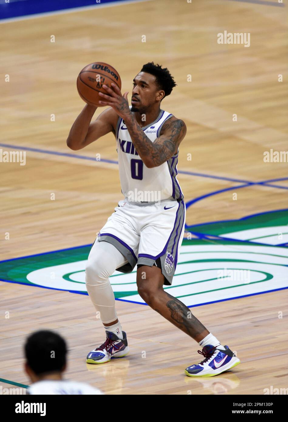 DALLAS, TX - APRIL 05: Sacramento Kings guard Malik Monk shoots a free ...