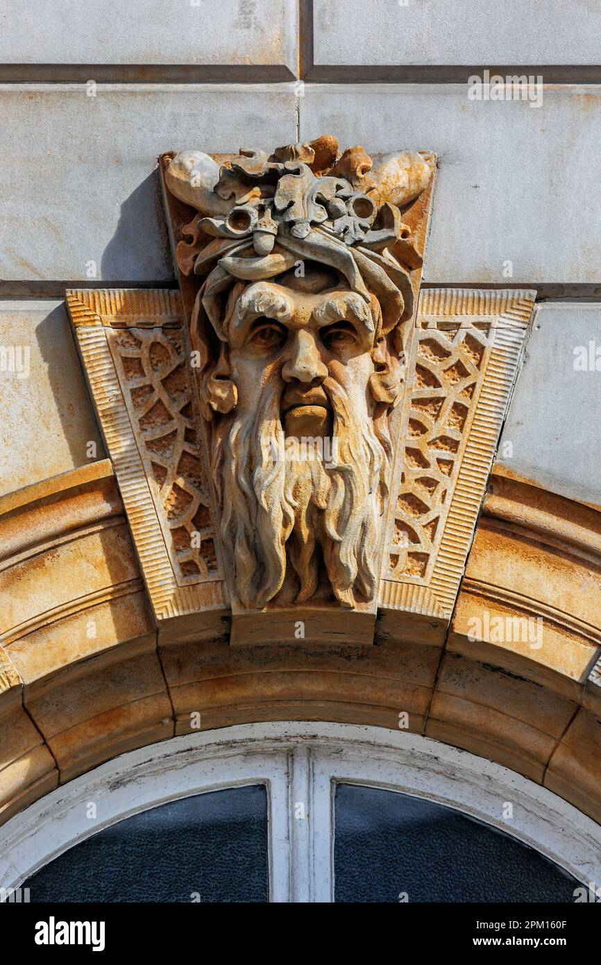 River gods sculpture hi-res stock photography and images - Alamy