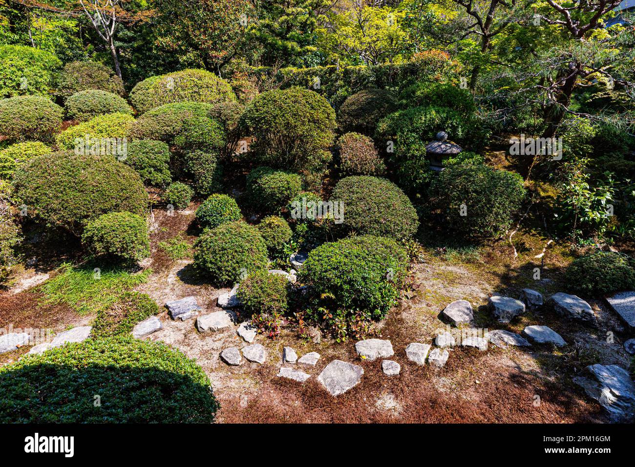 Jurenzan Anrakuji Temple was founded by Juren Shonin and Anraku Shonin ...