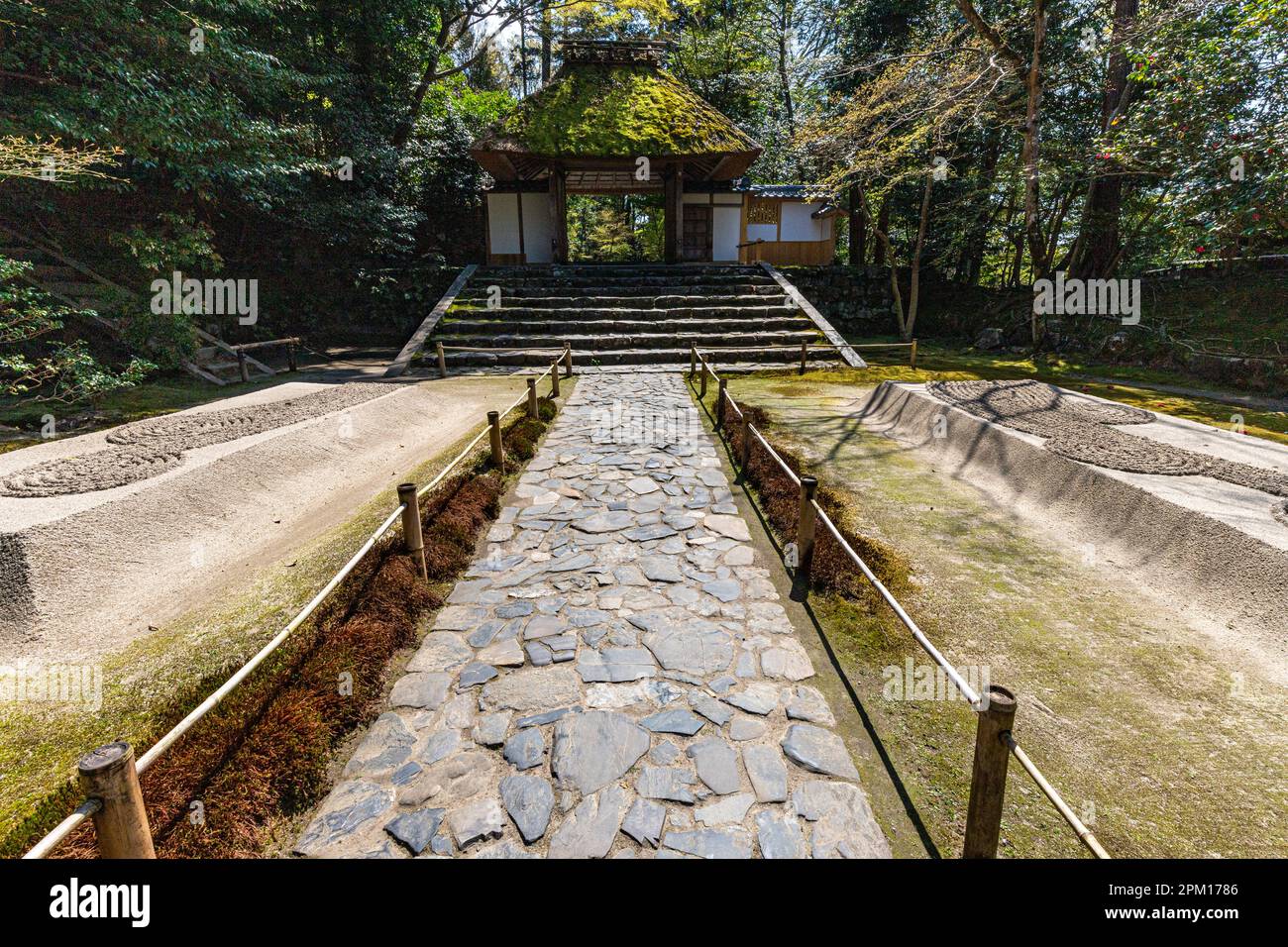 Honen-in was established in 1680 to honor Honen the founder of the Jodo ...