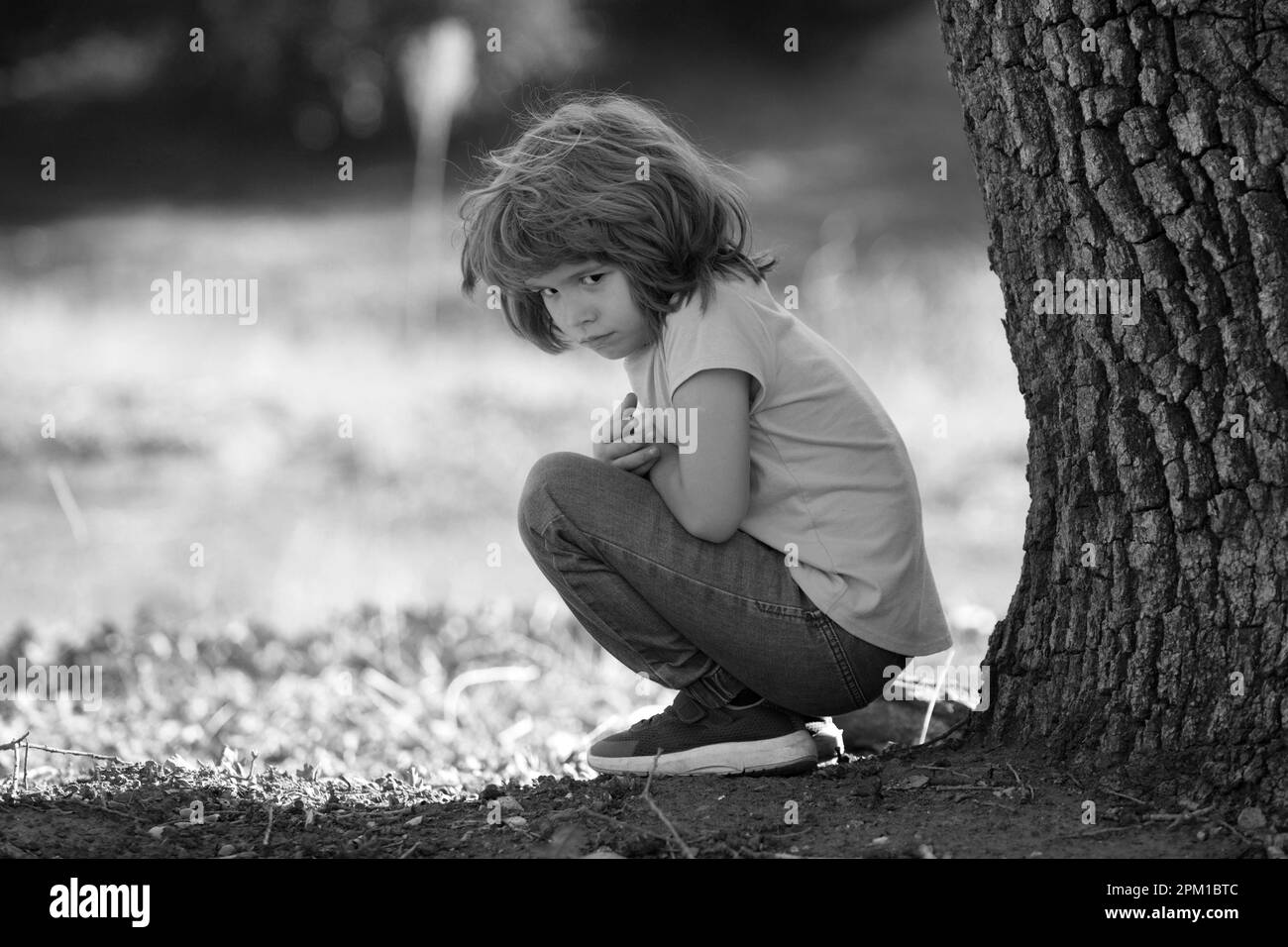 Lonely kid. Children depression, problems. Loneliness child. Kids ...