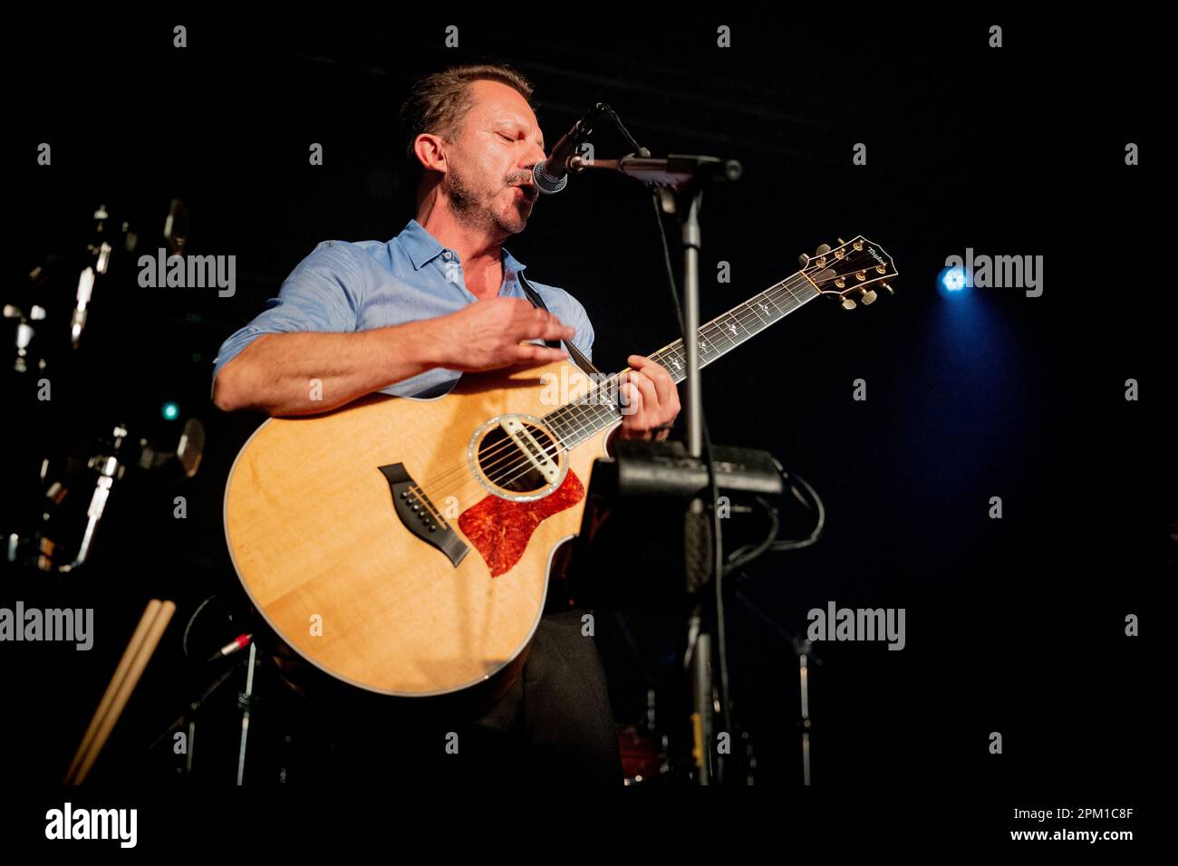 Deus bassist hi-res stock photography and images - Alamy