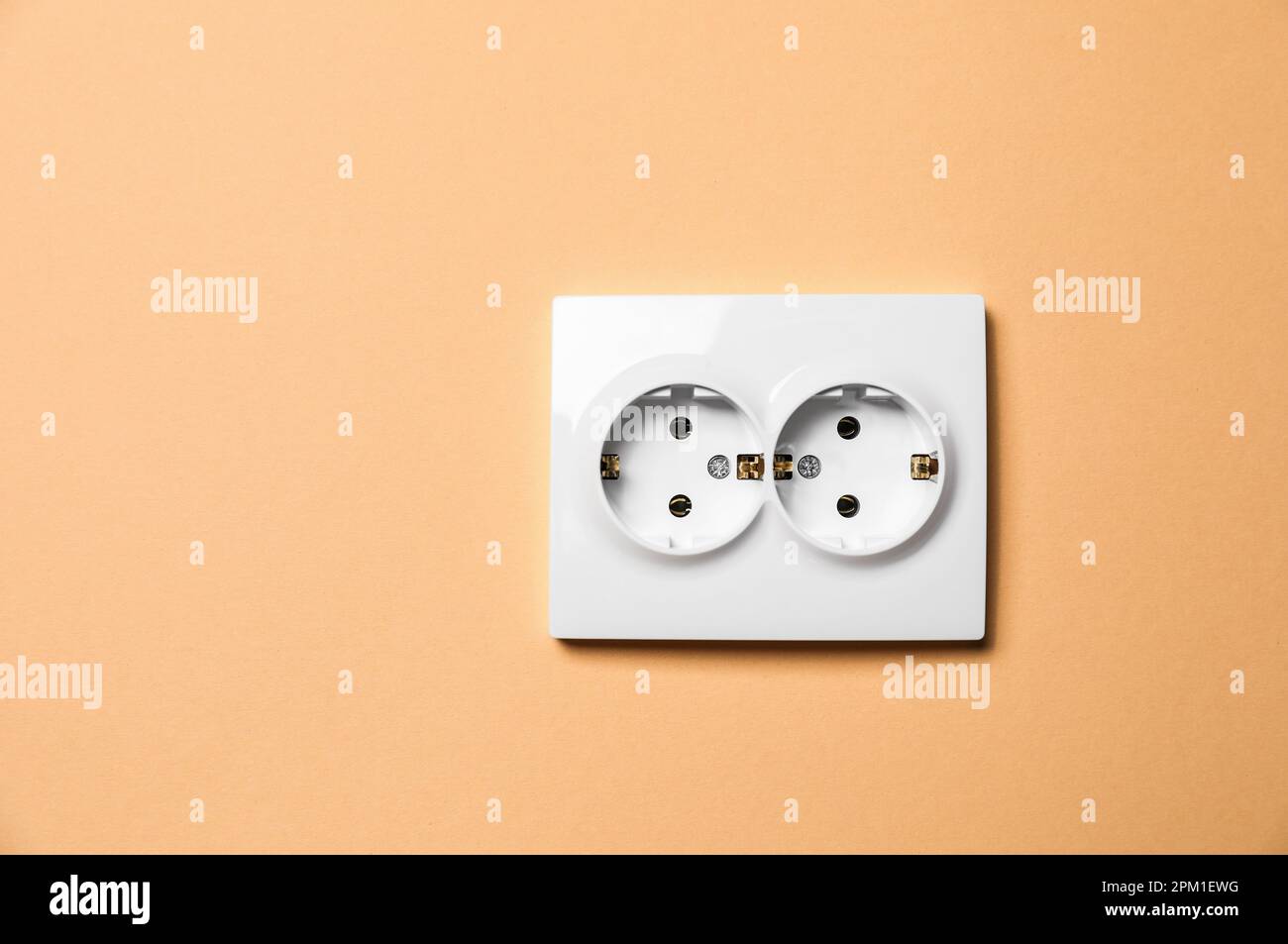 Double power socket hi-res stock photography and images - Alamy