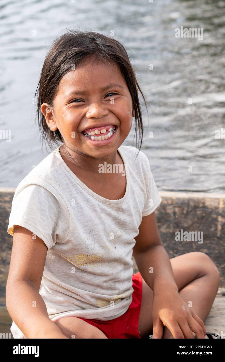 Child girl amazon peru hi-res stock photography and images - Alamy