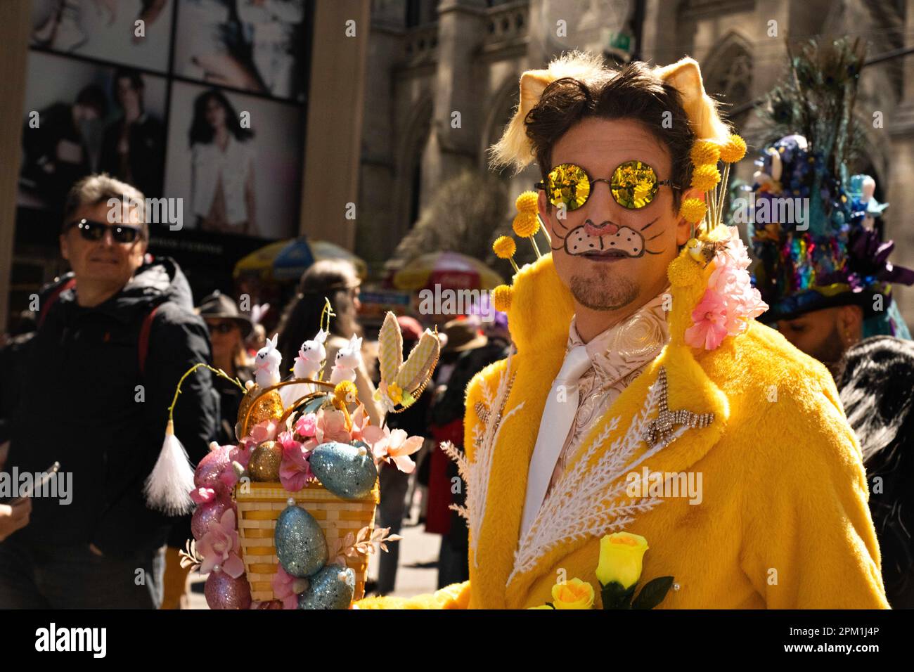 New York, New York, USA. 9th Apr, 2023. Fancy Easter bonnets at the ...