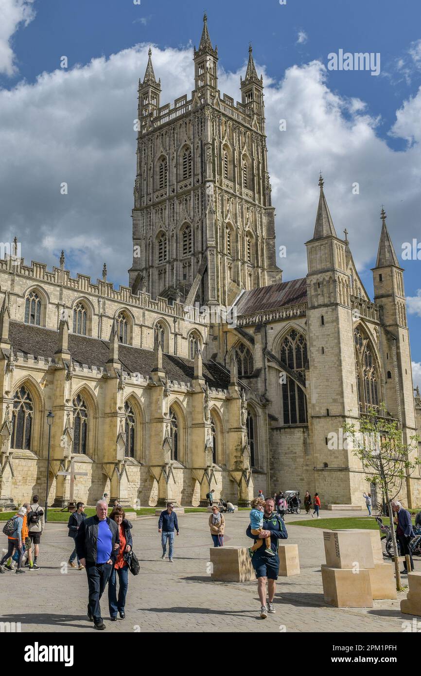 Gloucester city cathedral hi-res stock photography and images - Alamy