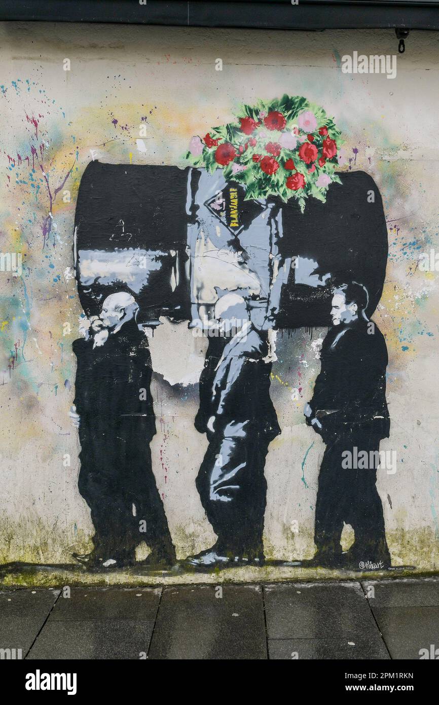 Powerfull graffiti statement hi-res stock photography and images - Alamy