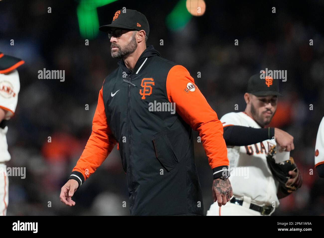 San Francisco Giants manager Gabe Kapler walks toward the dugout after ...
