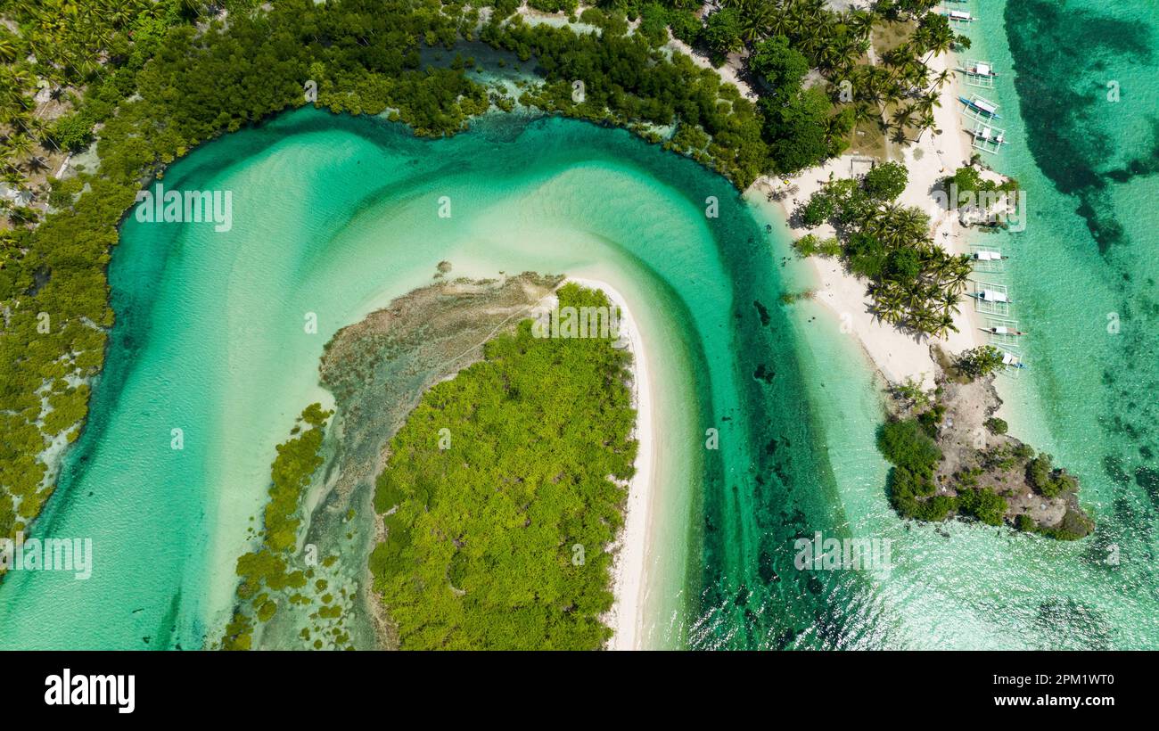 Beautiful sea landscape beach with turquoise water. Balidbid Lagoon ...