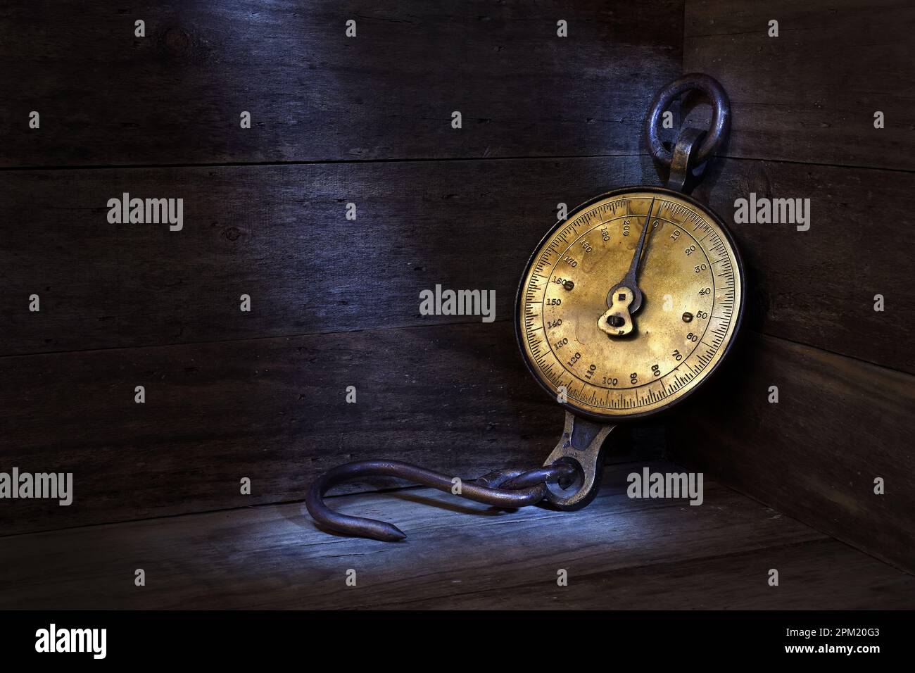 Spring balance scale hi-res stock photography and images - Alamy
