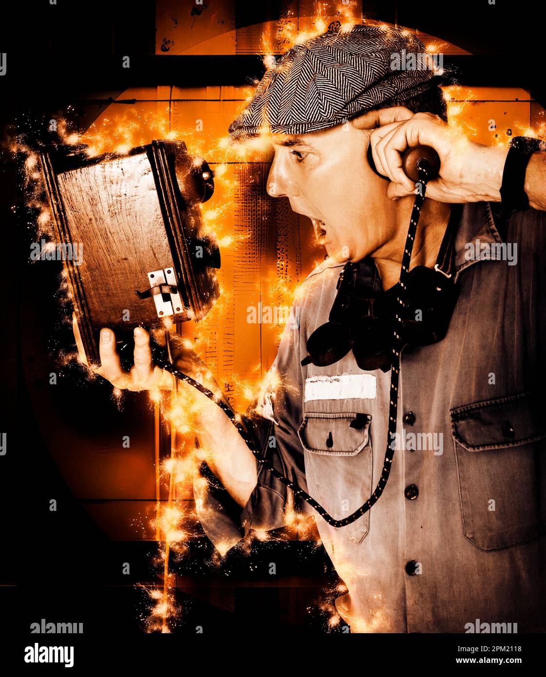 Trouble hotline hi-res stock photography and images - Alamy