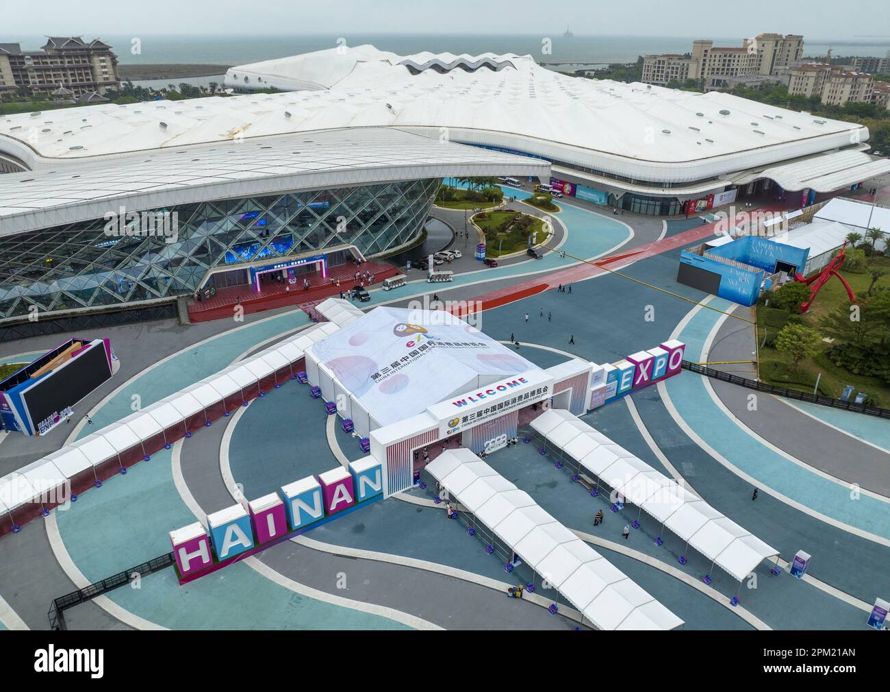 **CHINESE MAINLAND, HONG KONG, MACAU AND TAIWAN OUT** Aerial photo ...