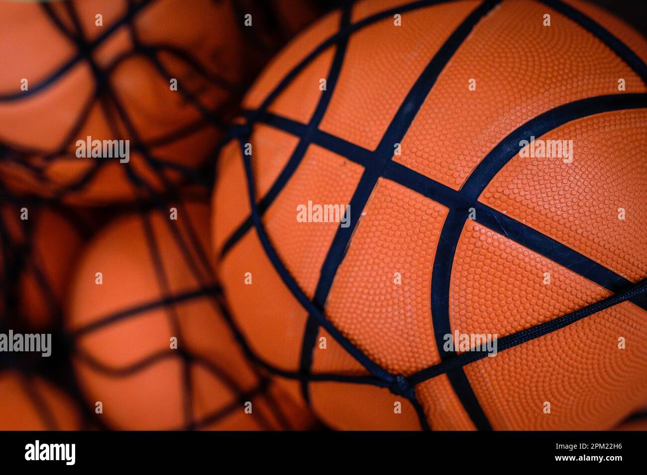 Shallow depth of field (selective focus) details with a cheap plastic ...