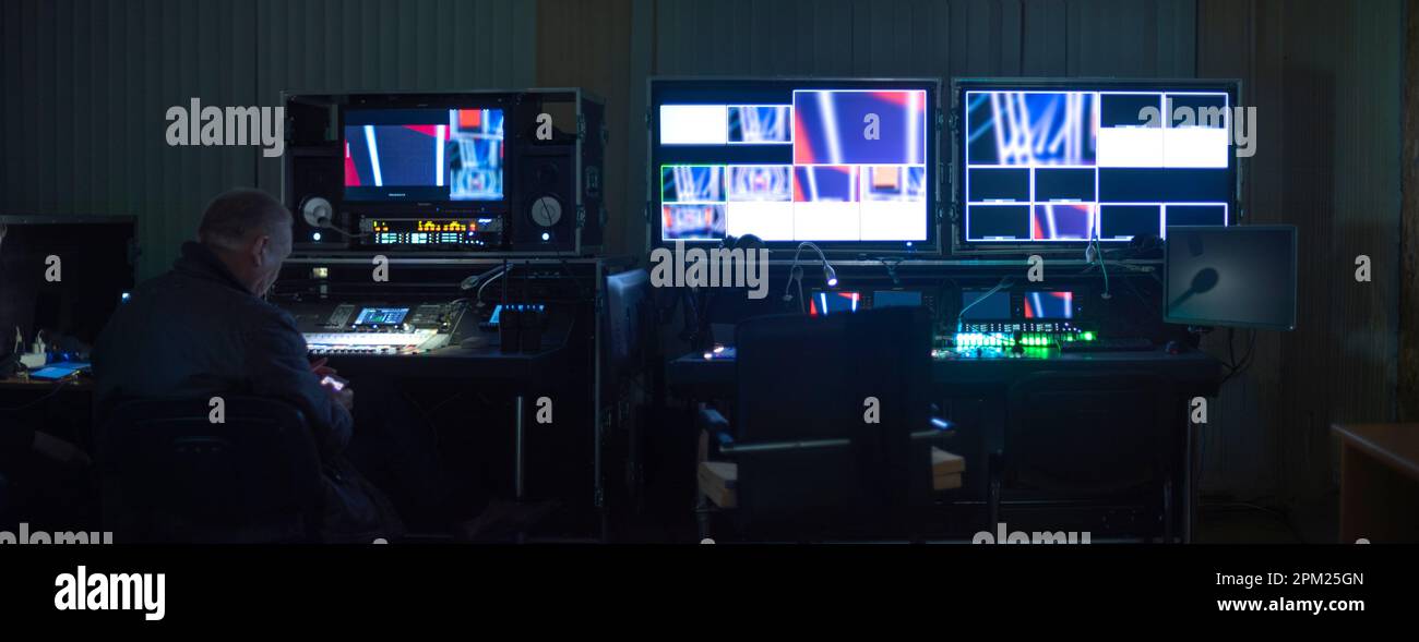 Television studio control room hi-res stock photography and images - Alamy