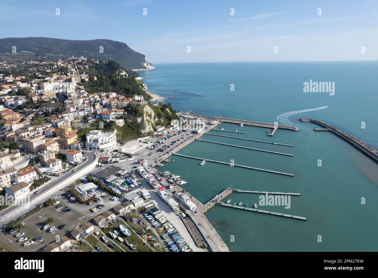 Numana bassa hi-res stock photography and images - Alamy