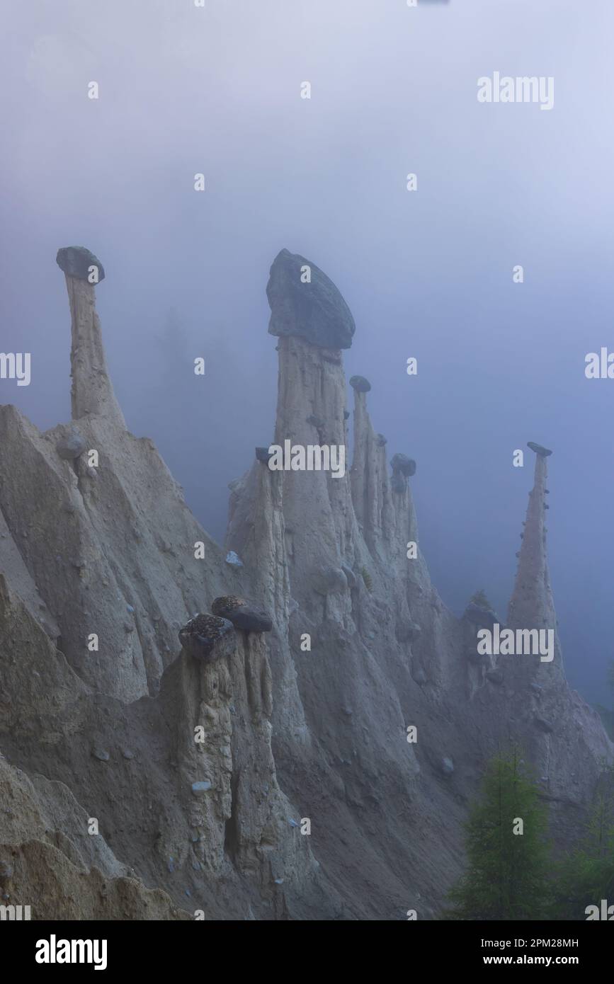 Earth pyramids of Platten (Erdpyramiden - Piramidi di Plata) near ...